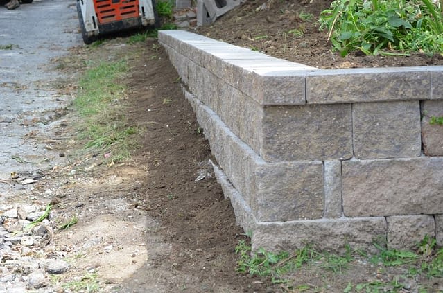 How to Build a Retaining Wall - Omaha Landscape Design