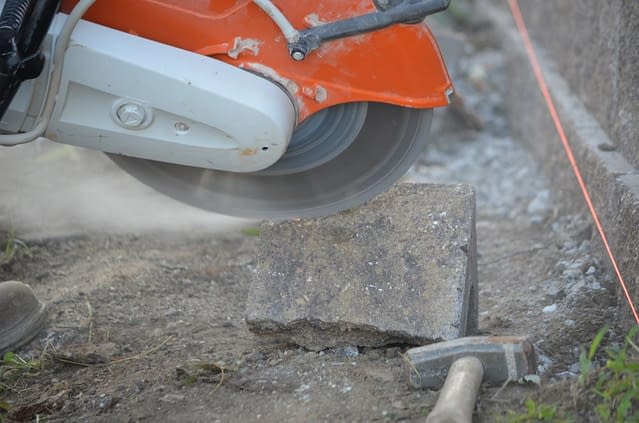 How to Build a Retaining Wall - Omaha Landscape Design